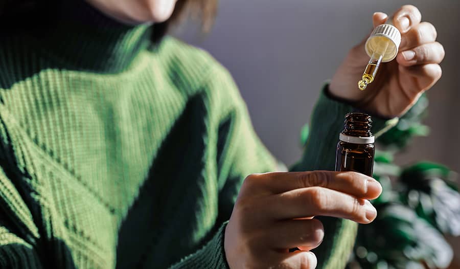 Niacinamide: Vitamin B3 Deficiency, Skin Benefits, Food Sources, and ...